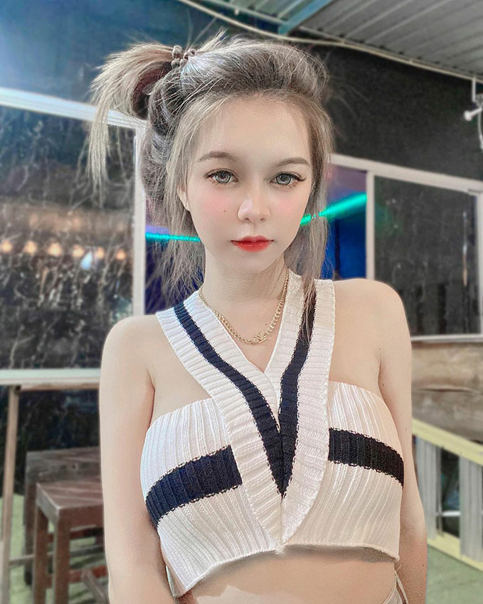 วาร์ป น้องเฟิร์น เน็ตไอดอลสาวหุ่นจิ๋วสุดซี๊ด ขยี้ใจ