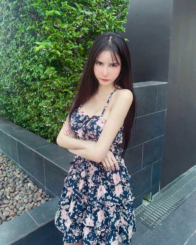 วาร์ป น้องสะมายด์หยี๋ เน็ตไอดอลดาวดัง Onlyfans เด็ดงานดี 18+