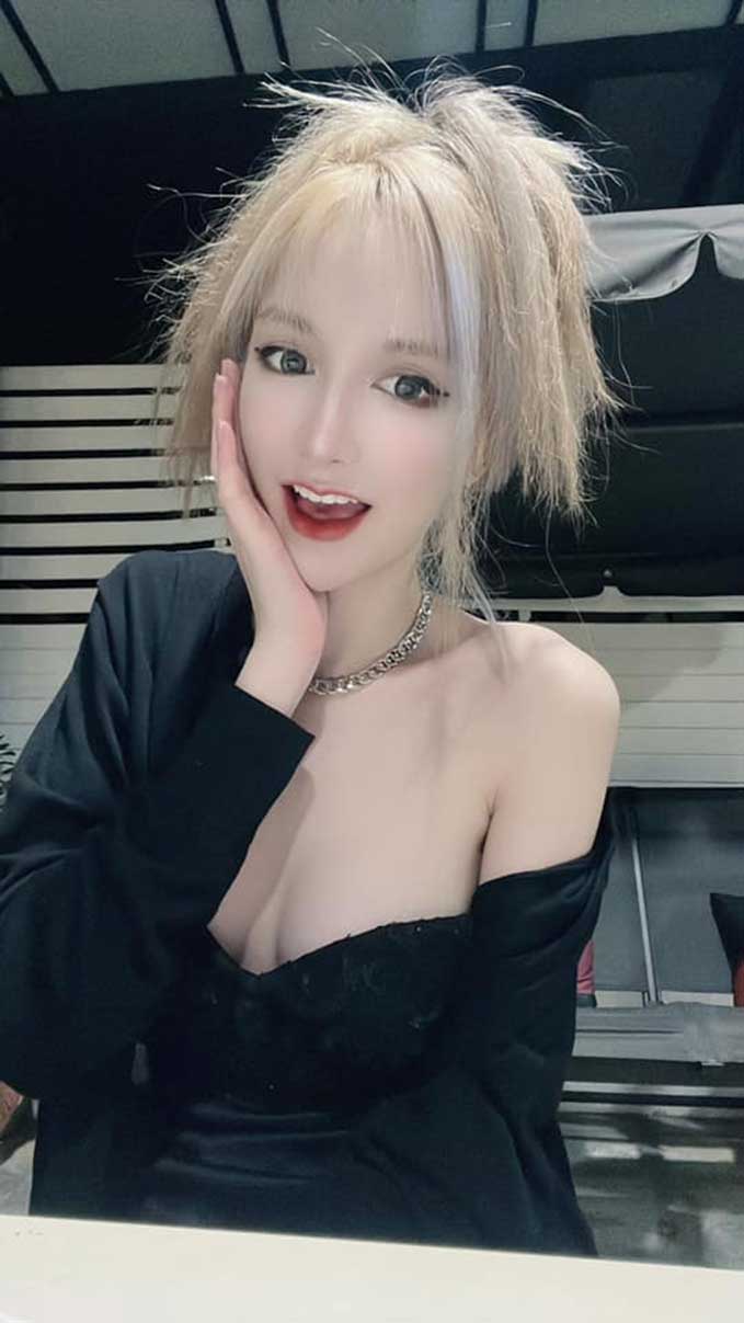 วาร์ป น้อง iyarin สาวสตรีมเมอร์หุ่นแซ่บ เสน่ห์เย้ายวนโดนใจ