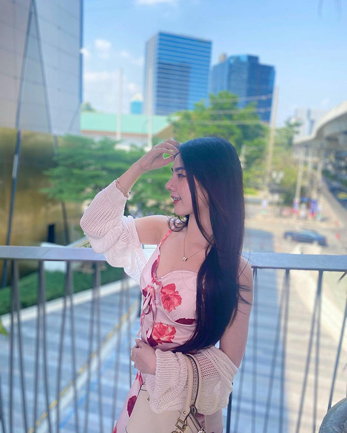 วาร์ป น้องเบนซ์ Thassanee สาวสวย เซ็กซี่ แซ่บ เร้าอารมณ์ ขวัญใจหนุ่มๆ