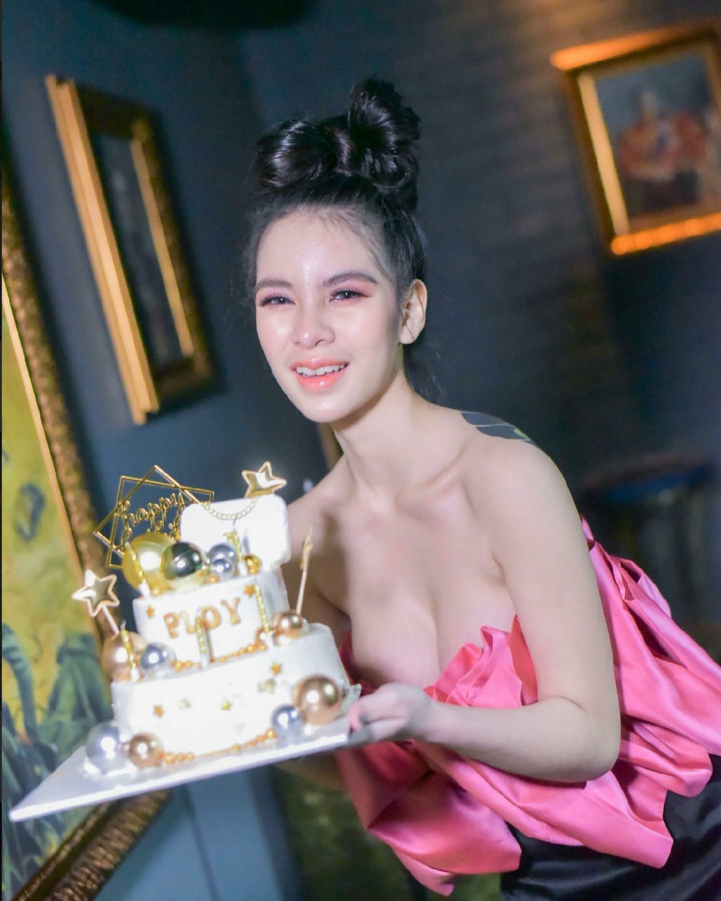 เปิดประวัติ น้อง Ploy Pimwree สาวสวย ดาวTikTok หุ่นเอ็กซ์ เซ็กซี่ แซ่บๆ